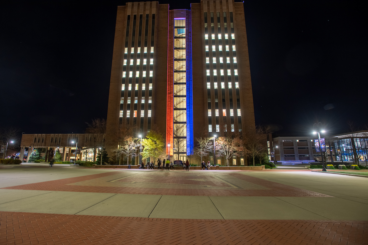 IN A FLASH: Late Nights at the Library | Kent State Today